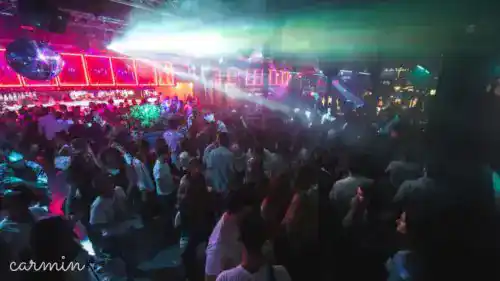 Nodd The defence | Séminaire & soirée | Disponibilité et devis en 24h ...